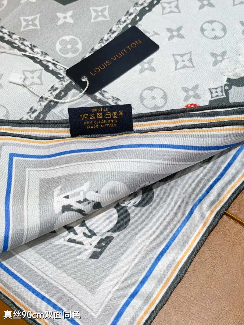 Brand-authenticated Louis Vuitton Scarf
