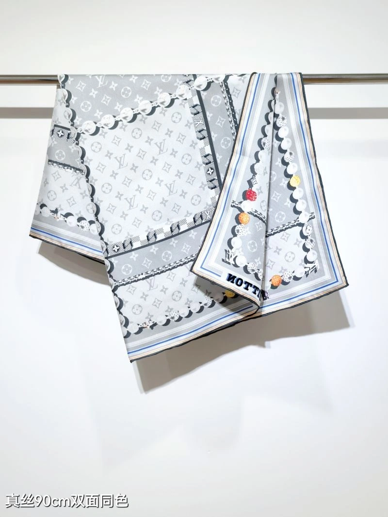 Brand-authenticated Louis Vuitton Scarf