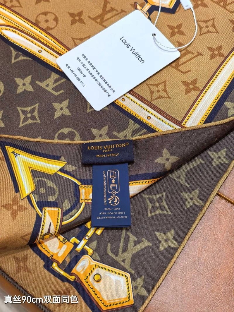 Bargain Louis Vuitton Scarf