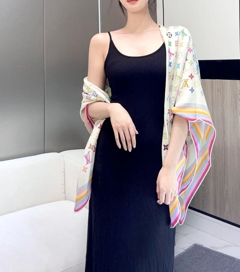 Discounted Louis Vuitton Scarf