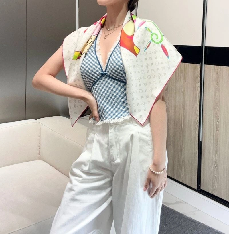 Affordable Louis Vuitton Scarf