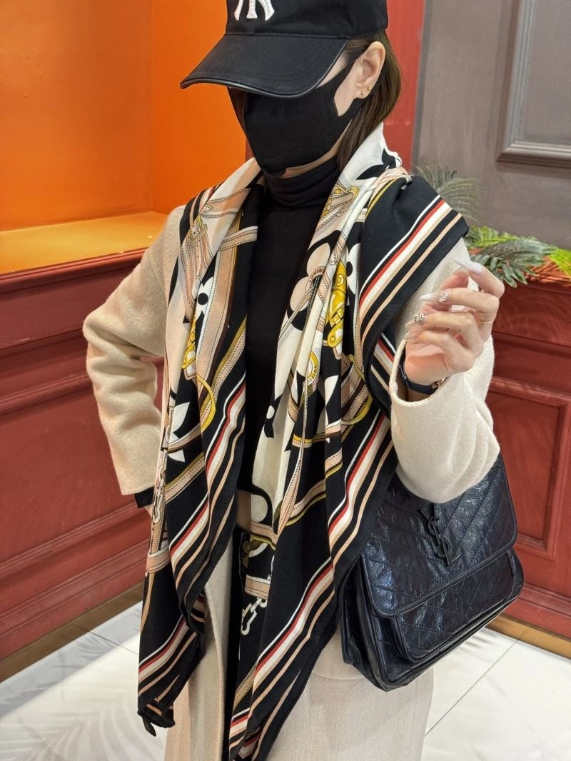 Real Louis Vuitton Scarf