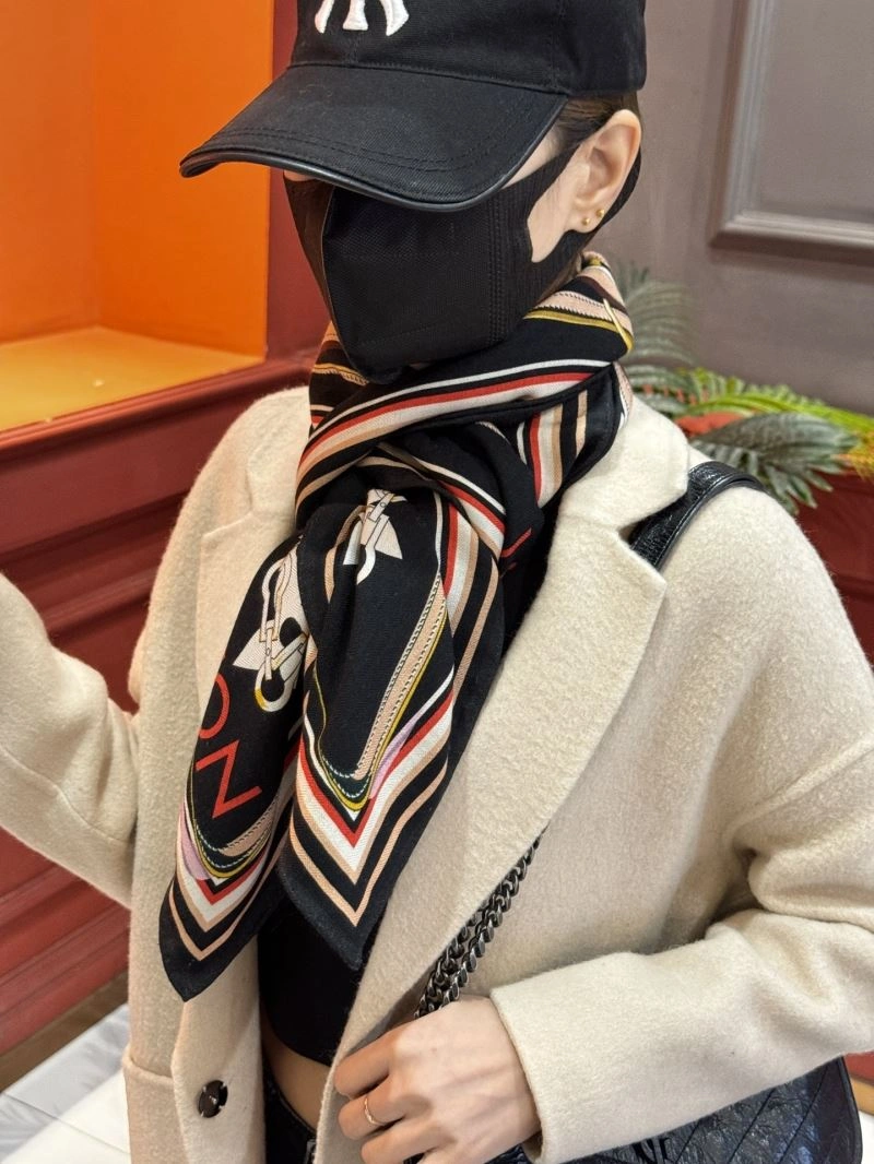 Real Louis Vuitton Scarf