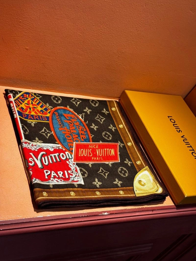 Factory-made Louis Vuitton Scarf