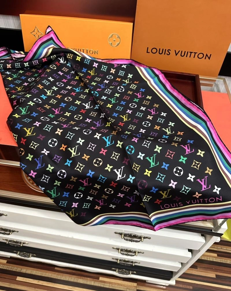 Exact replica Louis Vuitton Scarf