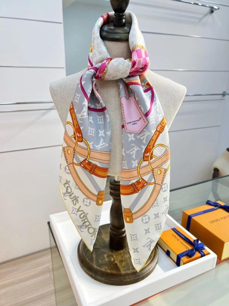 Bargain Louis Vuitton Scarf