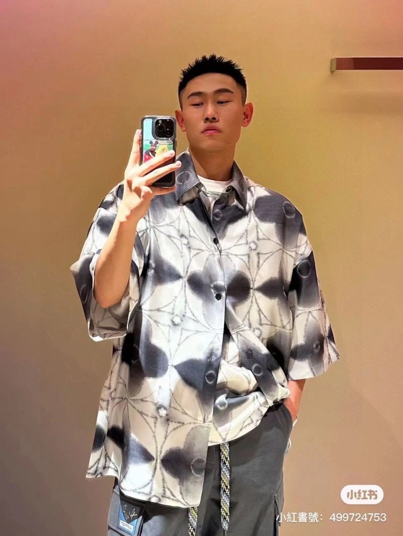 Bargain Louis Vuitton Shirts