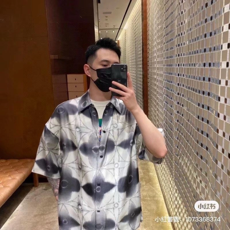 Bargain Louis Vuitton Shirts