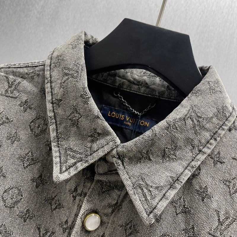 Bargain Louis Vuitton Shirts