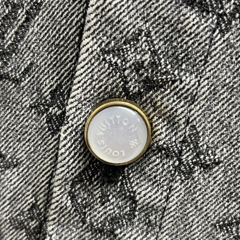 Bargain Louis Vuitton Shirts