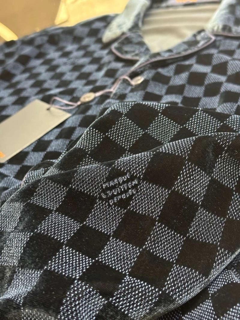 Precise copy Louis Vuitton Shirts