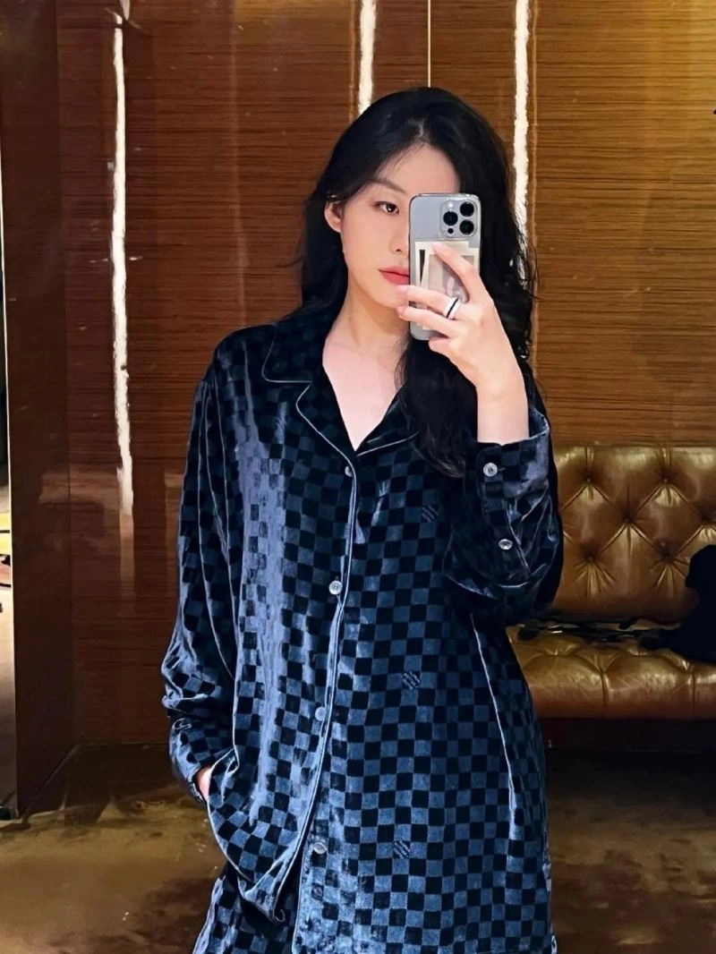 Precise copy Louis Vuitton Shirts