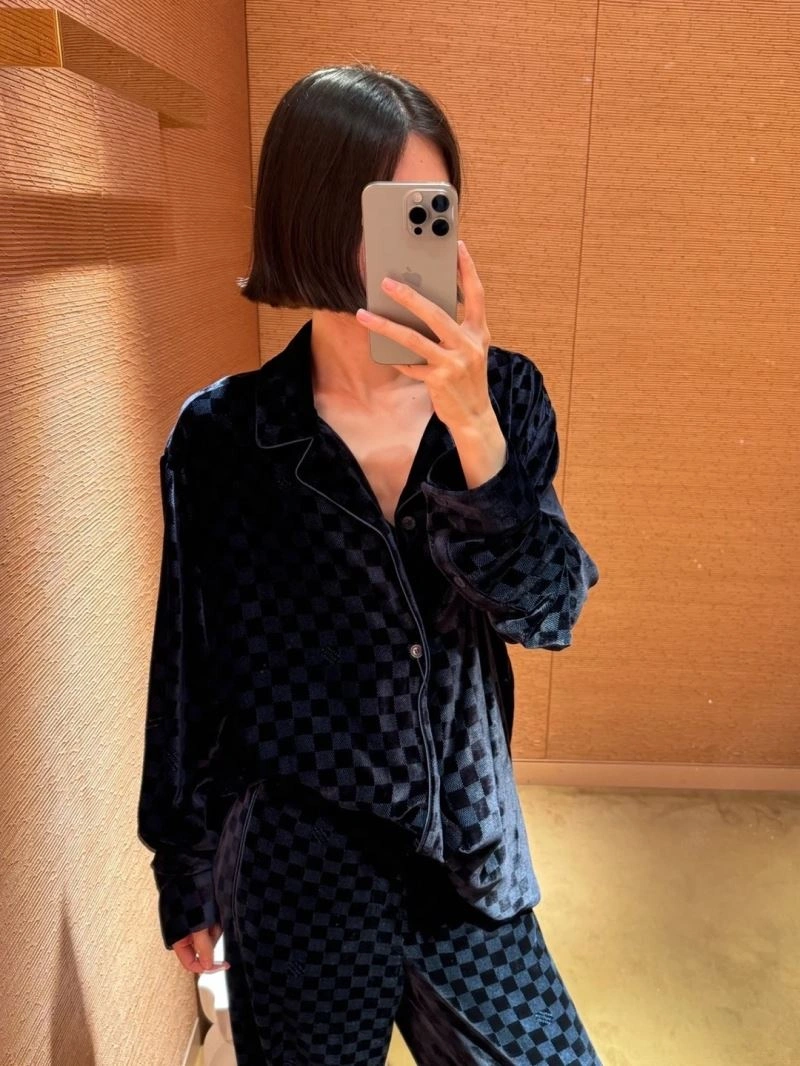 Precise copy Louis Vuitton Shirts