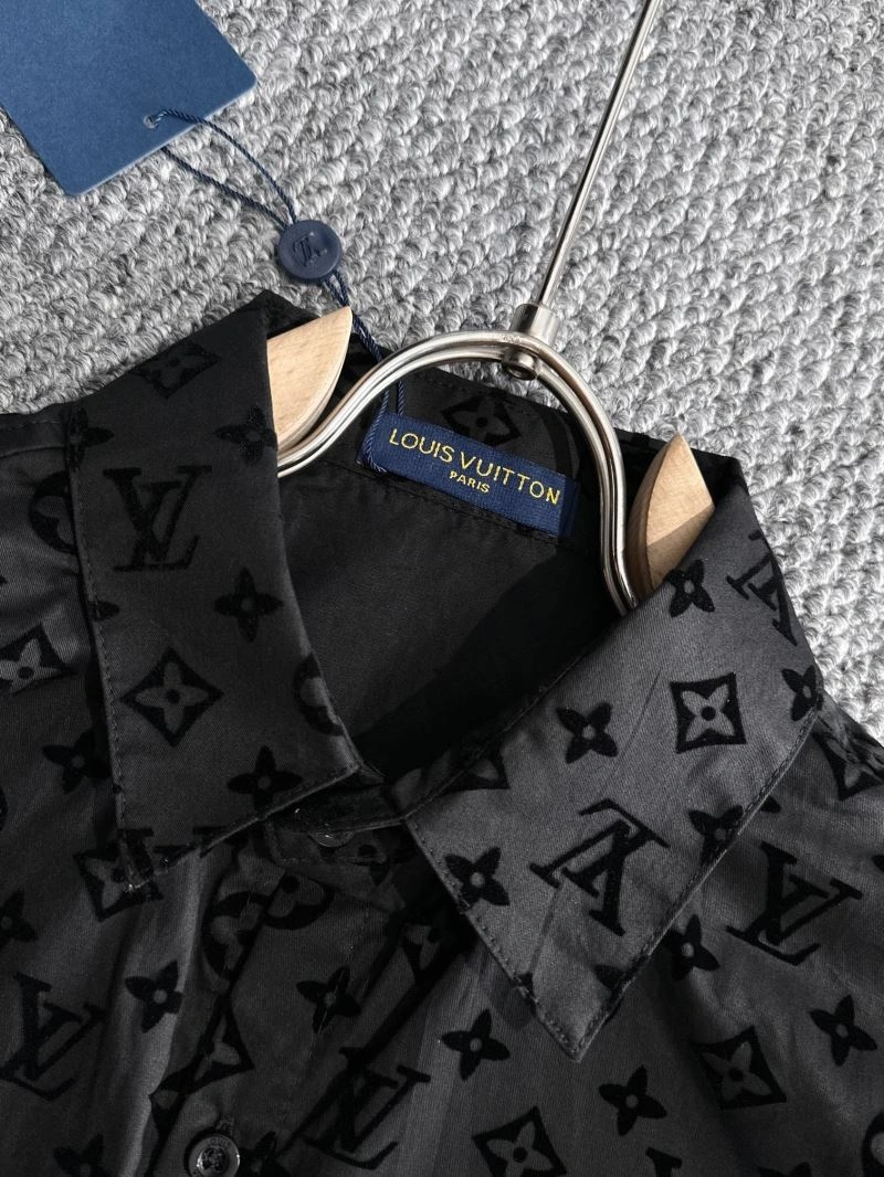 Indistinguishable Louis Vuitton Shirts
