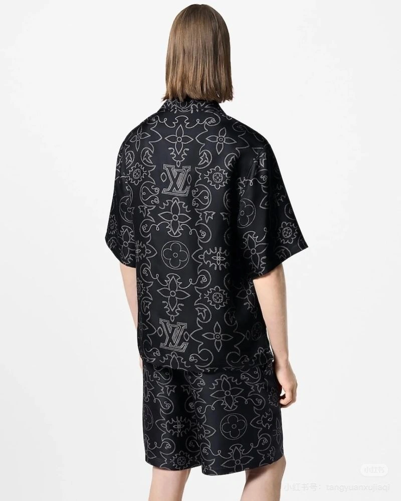Brand-authenticated Louis Vuitton Shirts