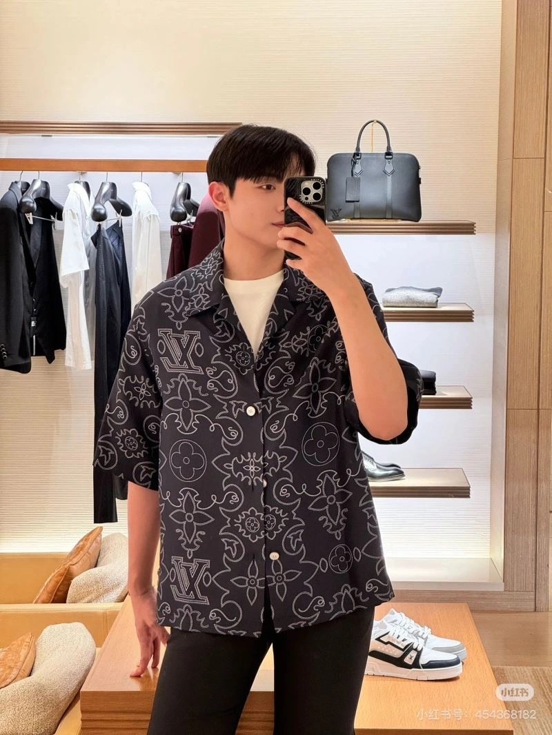 Brand-authenticated Louis Vuitton Shirts