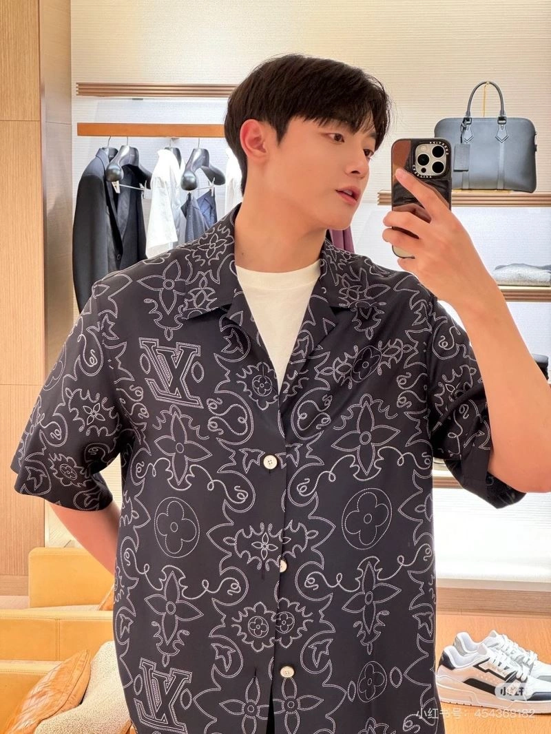 Brand-authenticated Louis Vuitton Shirts