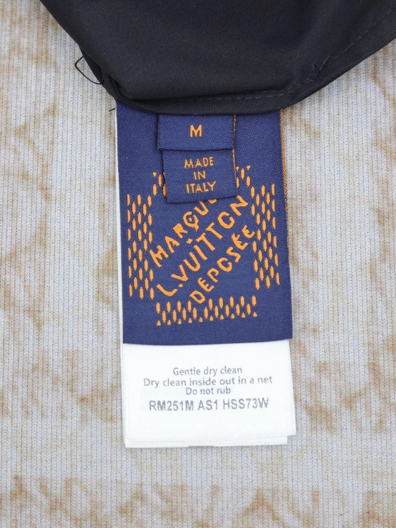 Indistinguishable Louis Vuitton Shirts