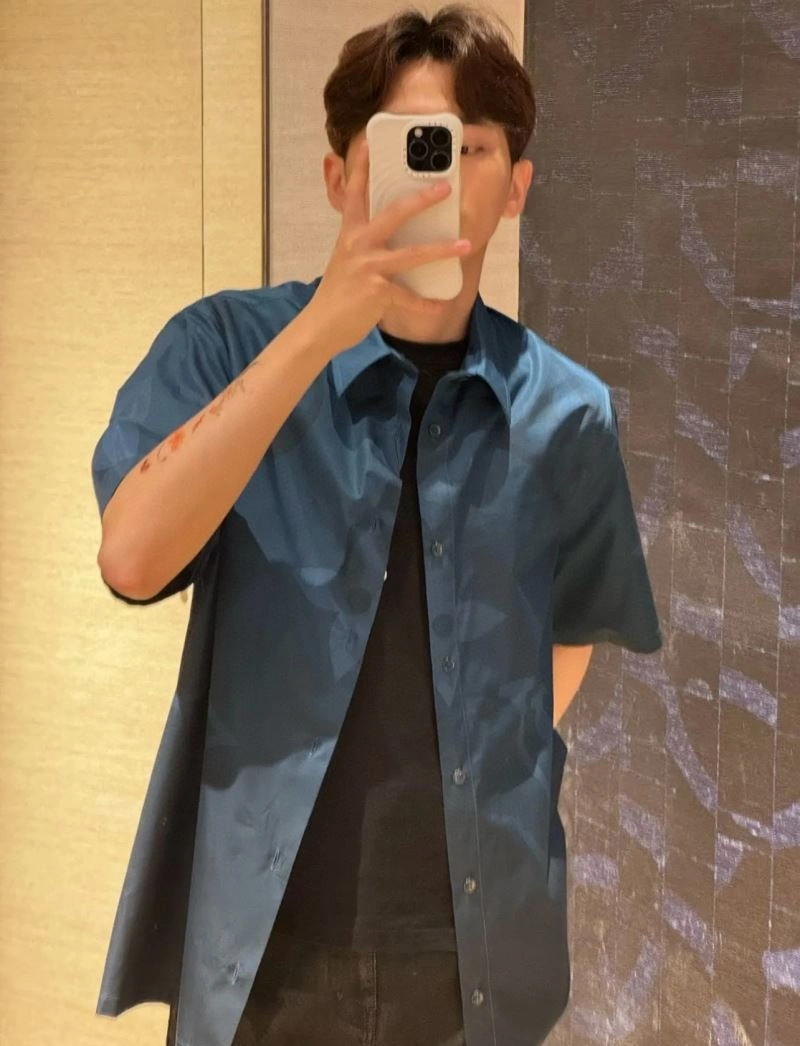 Reasonably priced Louis Vuitton Shirts