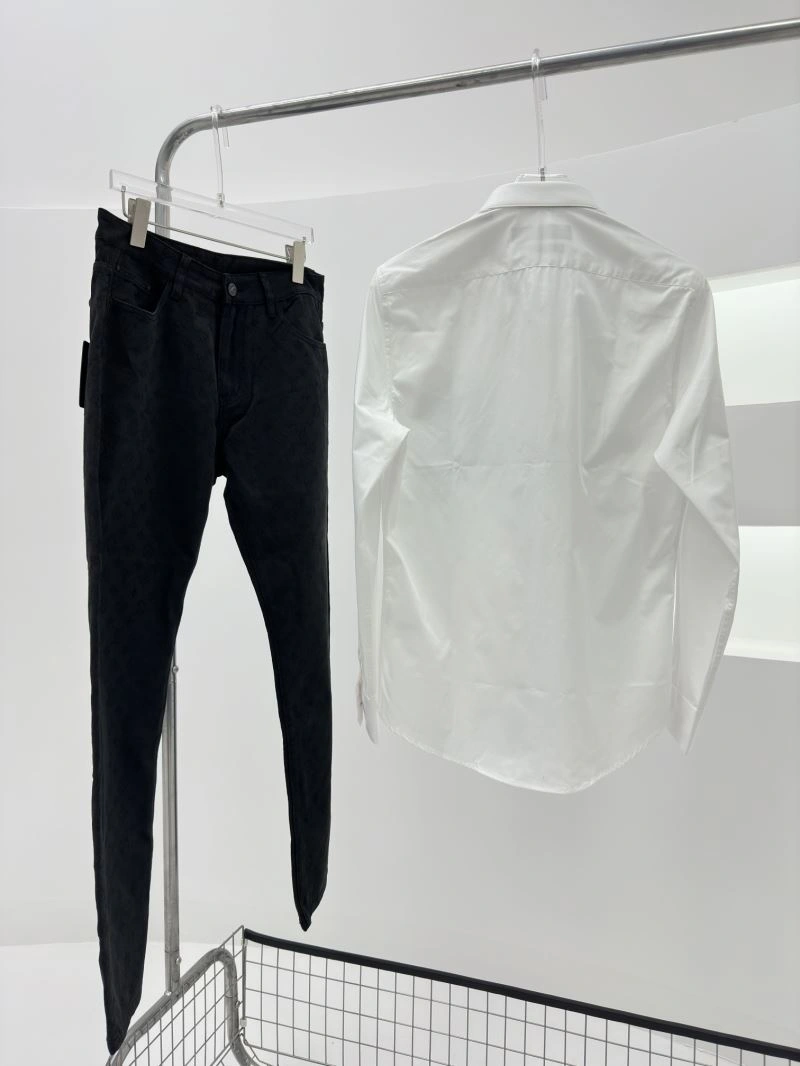 Brand-authenticated Louis Vuitton Shirts