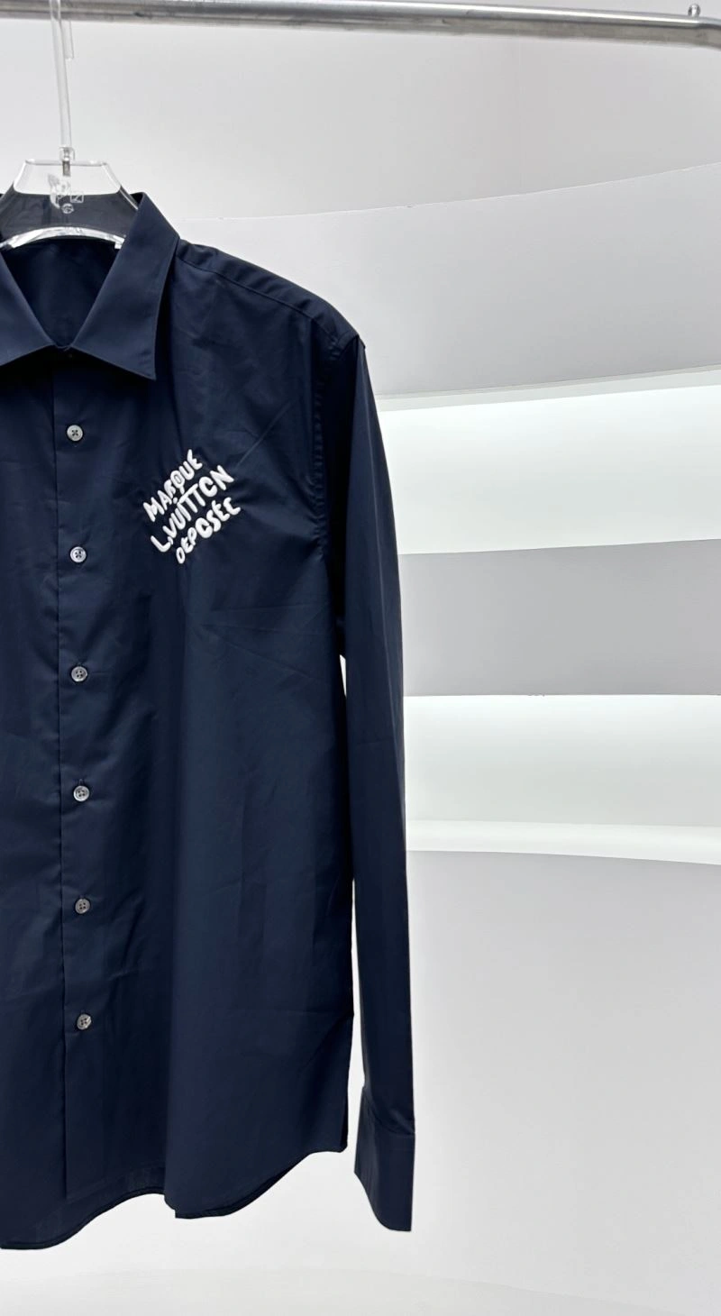 Accurate model Louis Vuitton Shirts