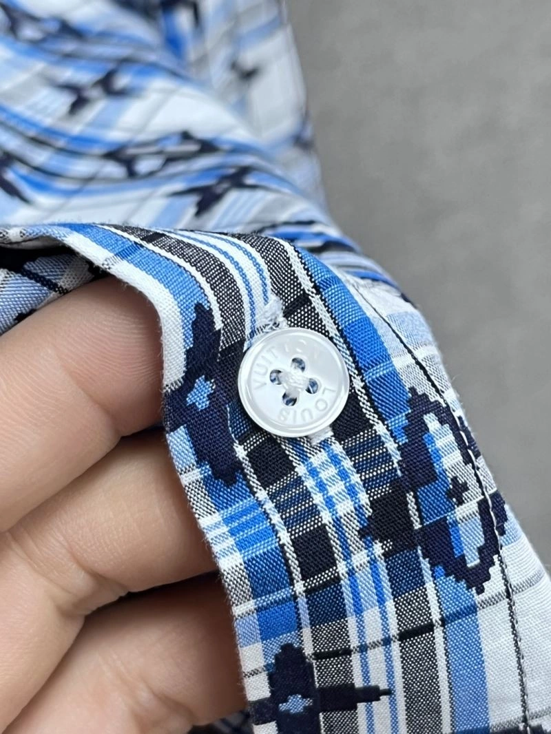 Indistinguishable Louis Vuitton Shirts