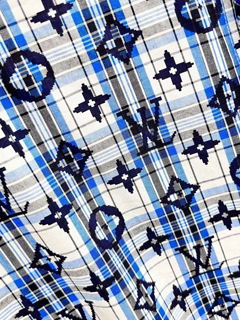 Indistinguishable Louis Vuitton Shirts