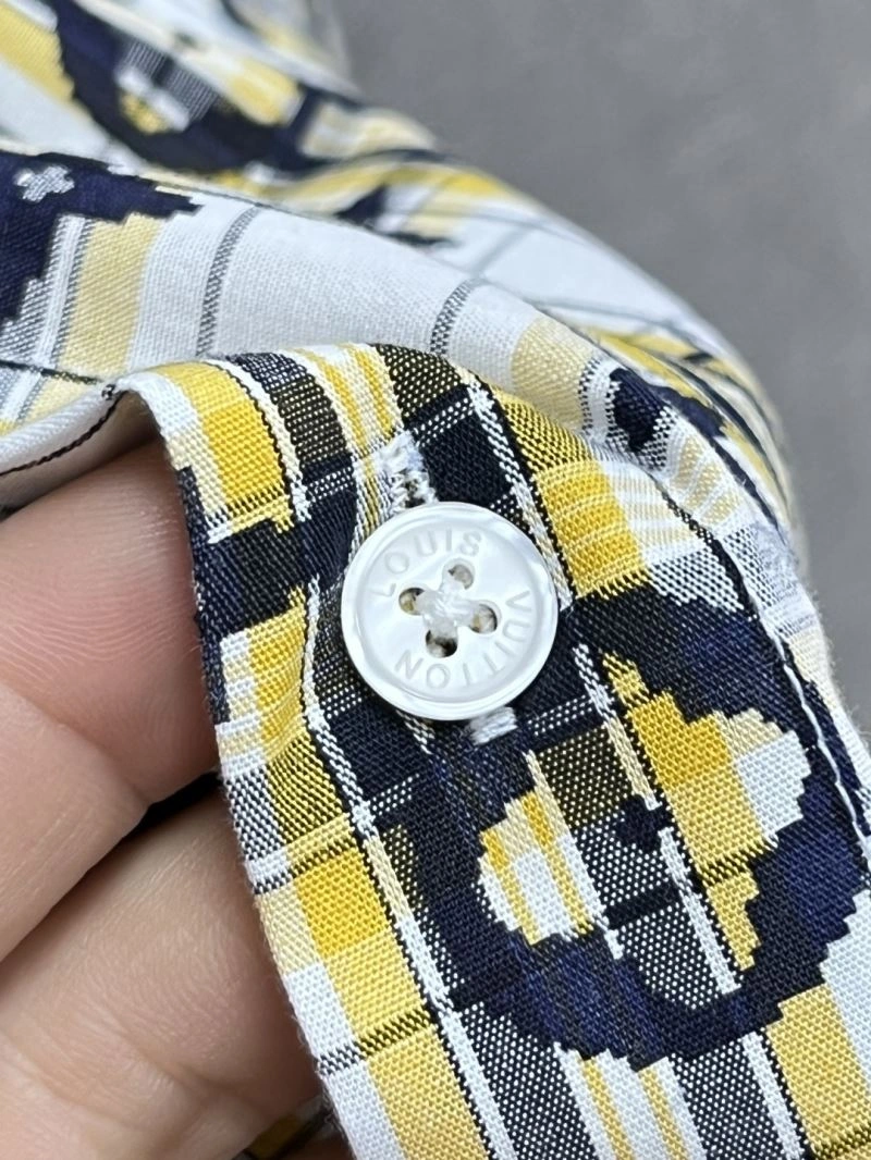 Indistinguishable Louis Vuitton Shirts