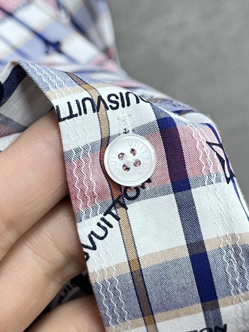 Exact replica Louis Vuitton Shirts