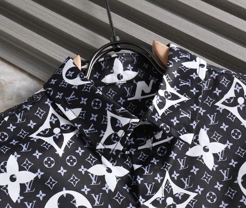 Factory-made Louis Vuitton Shirts
