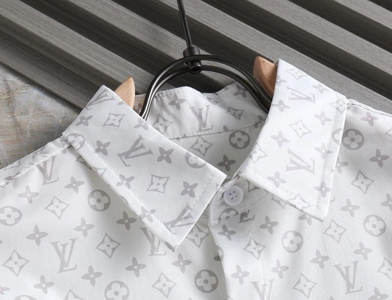 Indistinguishable Louis Vuitton Shirts