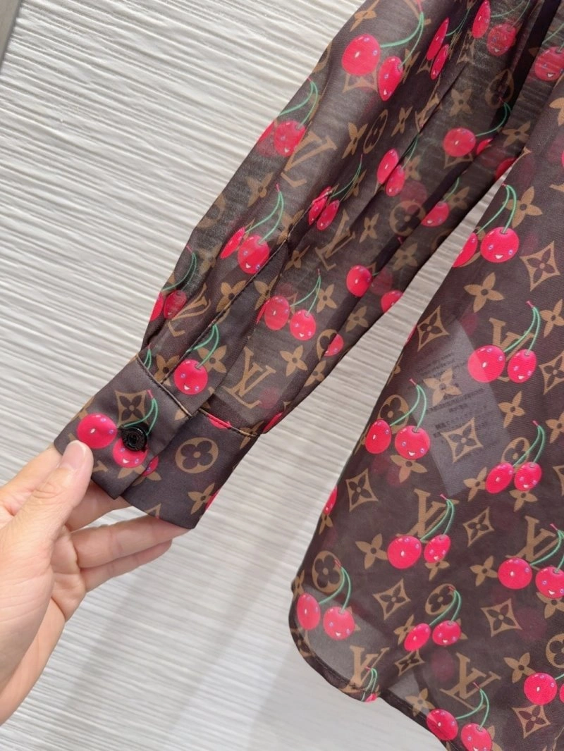 Factory-made Louis Vuitton Shirts