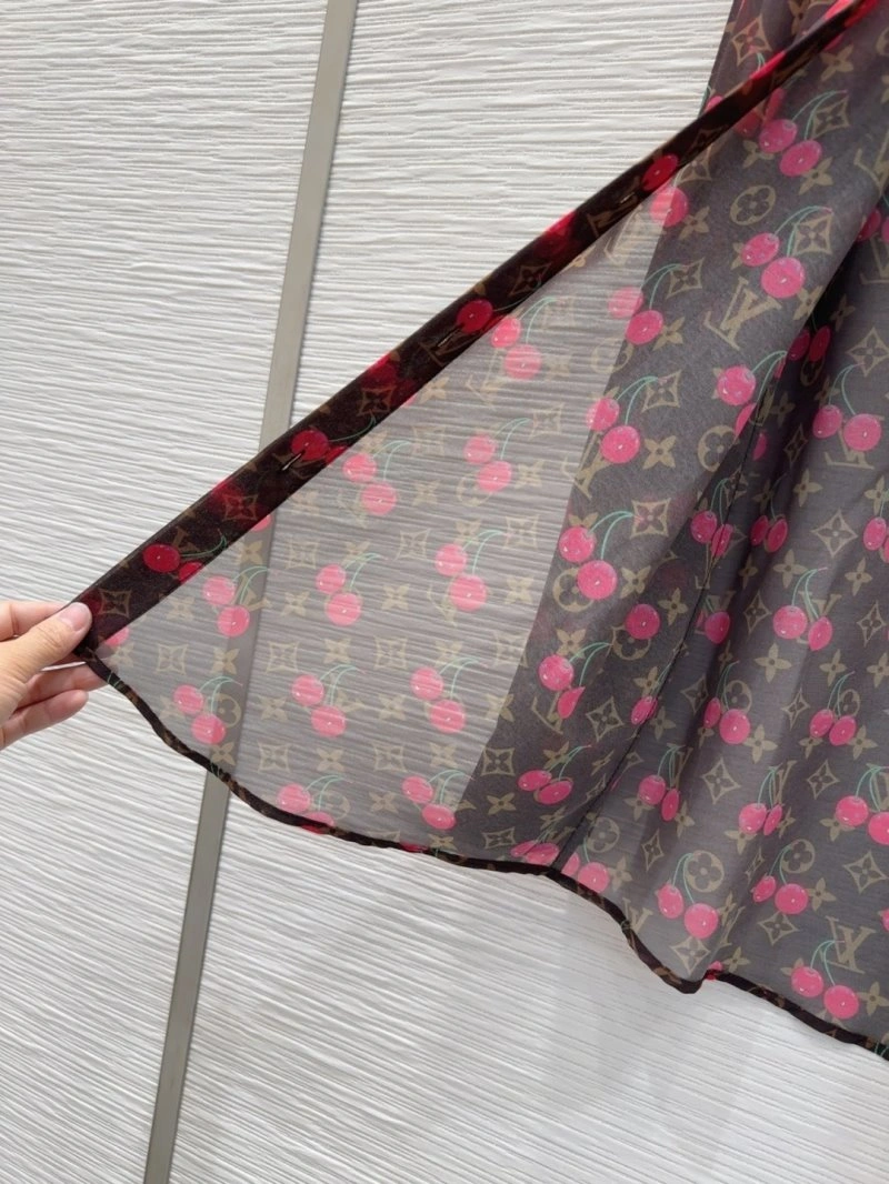 Factory-made Louis Vuitton Shirts