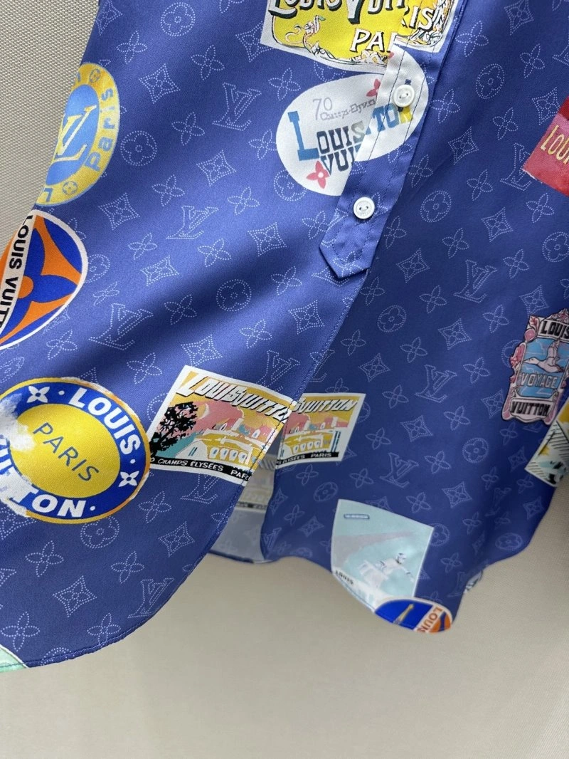 Accurate model Louis Vuitton Shirts