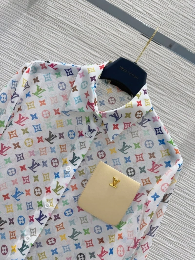 Accurate model Louis Vuitton Shirts
