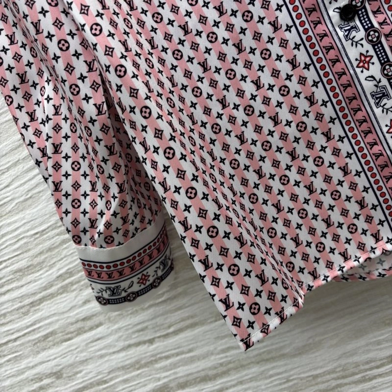 Precise copy Louis Vuitton Shirts