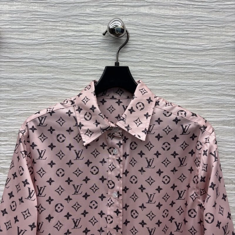 Accurate model Louis Vuitton Shirts