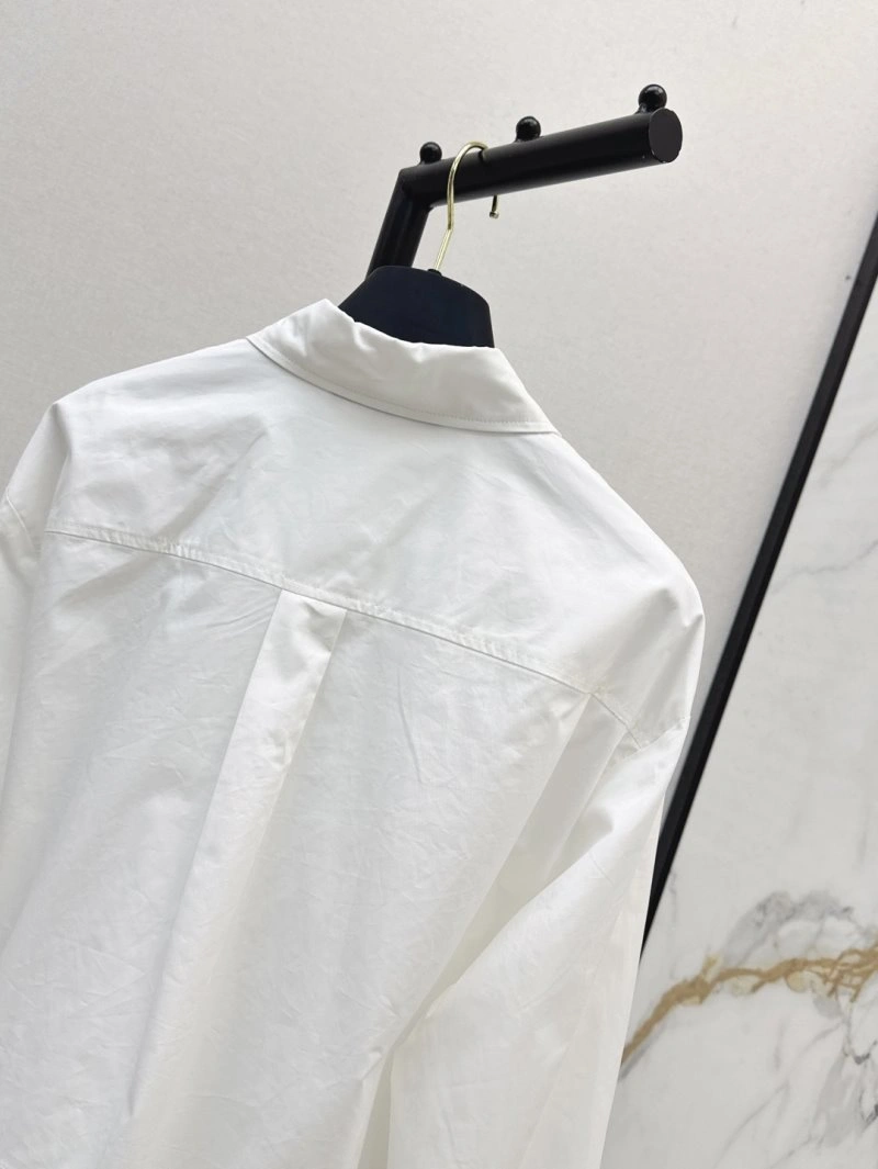 Indistinguishable Louis Vuitton Shirts