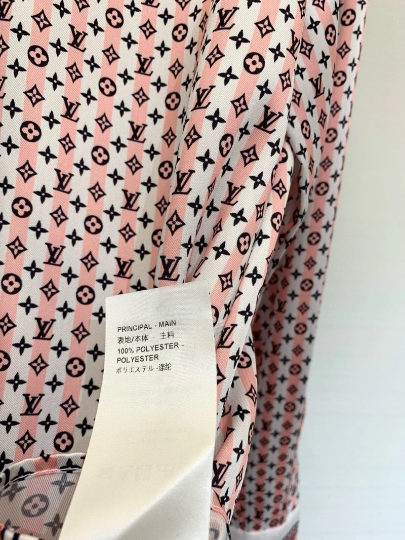 Exact replica Louis Vuitton Shirts