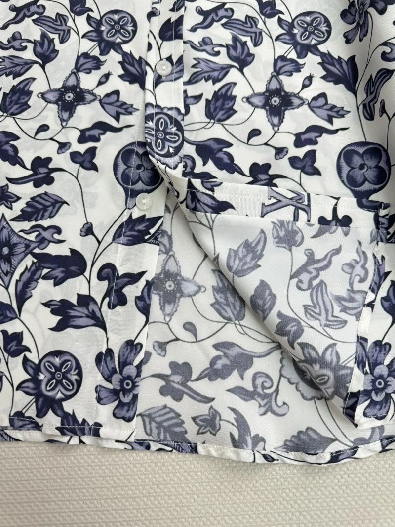 Value-priced Louis Vuitton Shirts