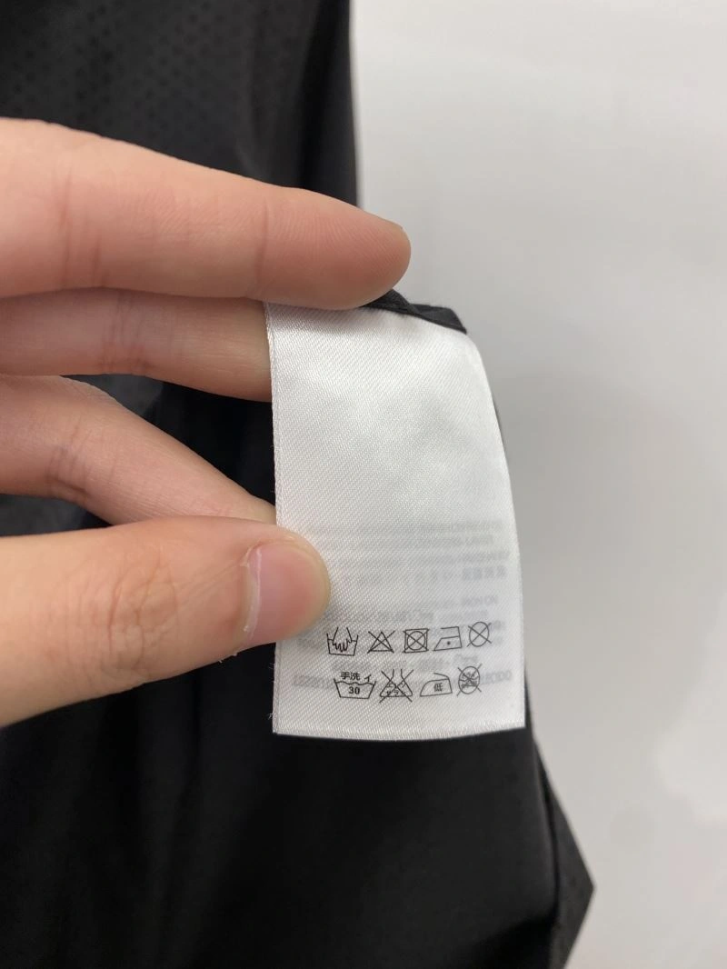 Indistinguishable Louis Vuitton Shirts
