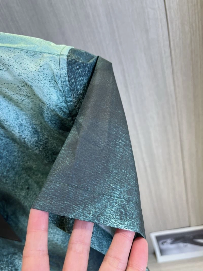 Factory-made Louis Vuitton Shirts