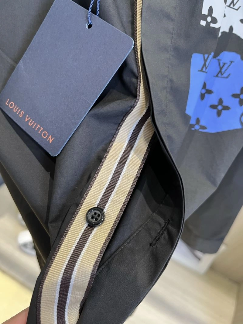 Official Louis Vuitton Shirts