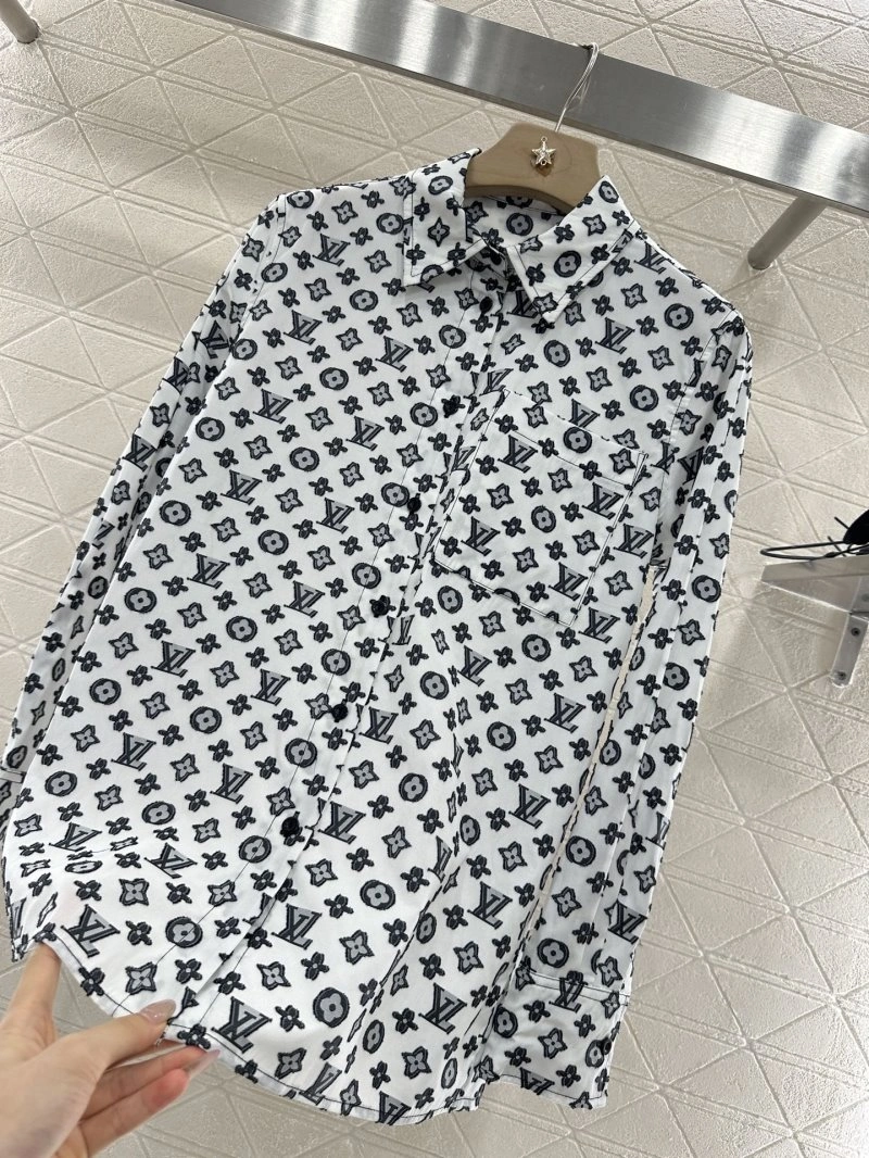Indistinguishable Louis Vuitton Shirts