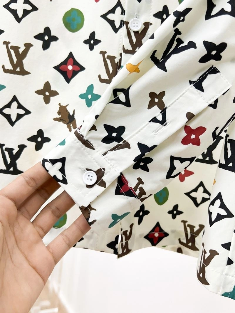 Accurate model Louis Vuitton Shirts
