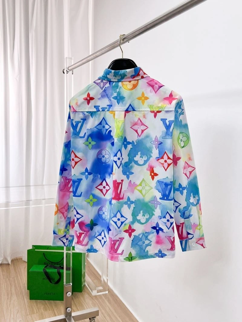Indistinguishable Louis Vuitton Shirts