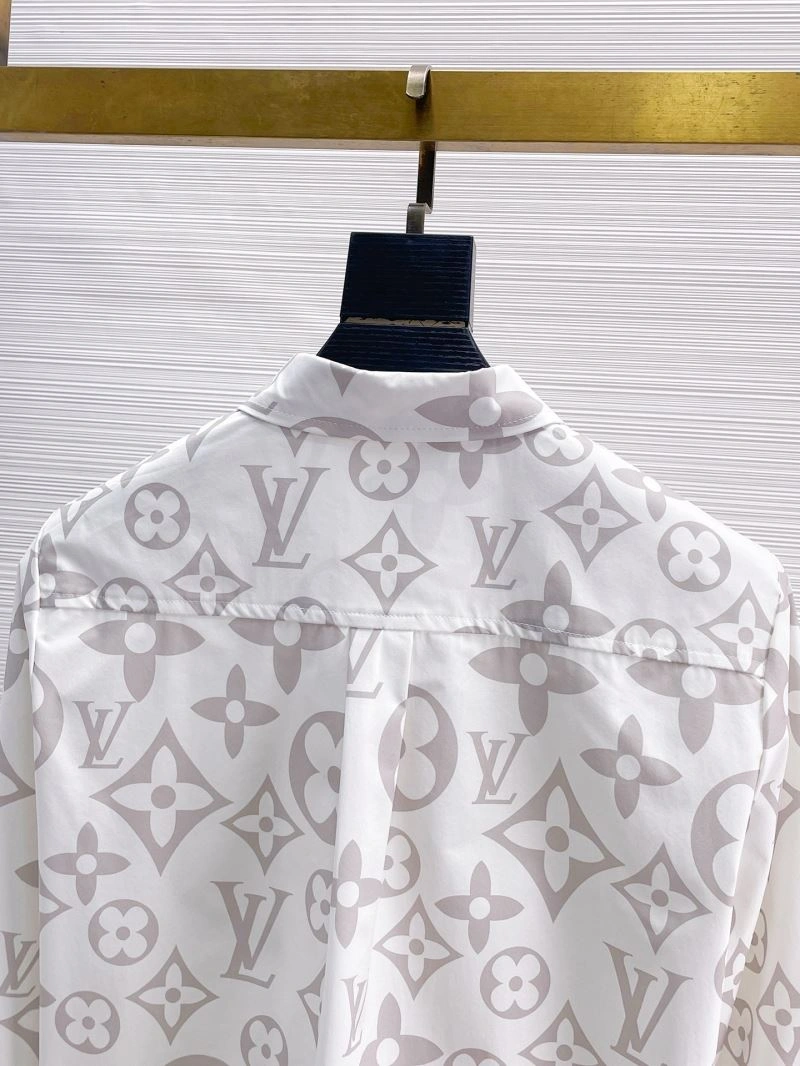 Accurate model Louis Vuitton Shirts