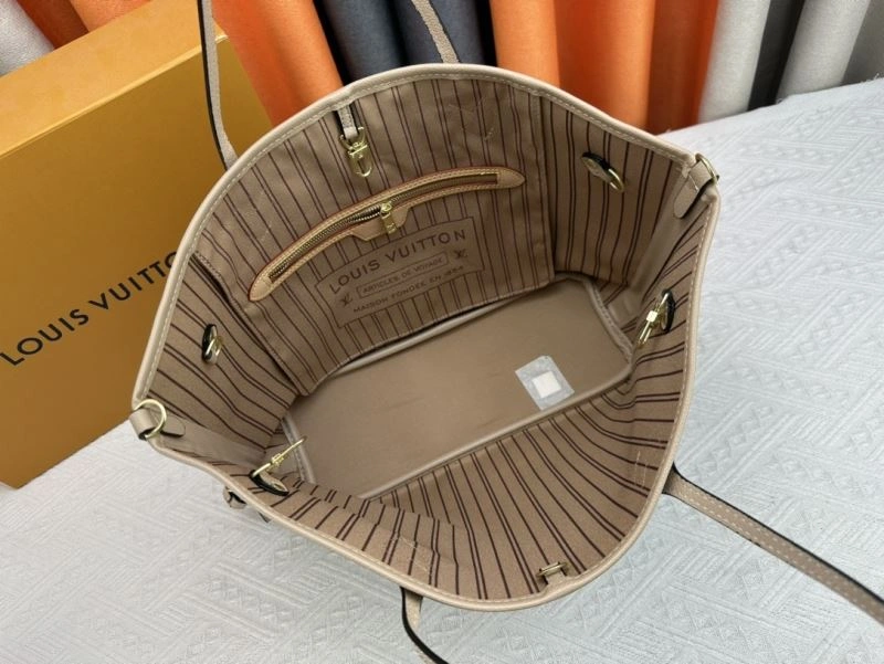 Low-cost Louis Vuitton Shopping Bags