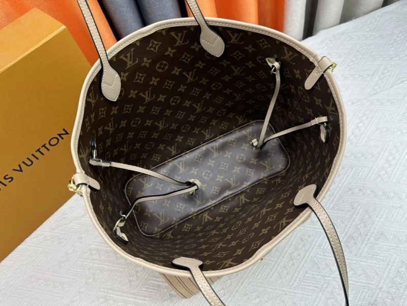 Low-cost Louis Vuitton Shopping Bags