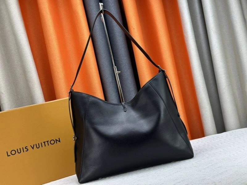 Exact replica Louis Vuitton Shopping Bags